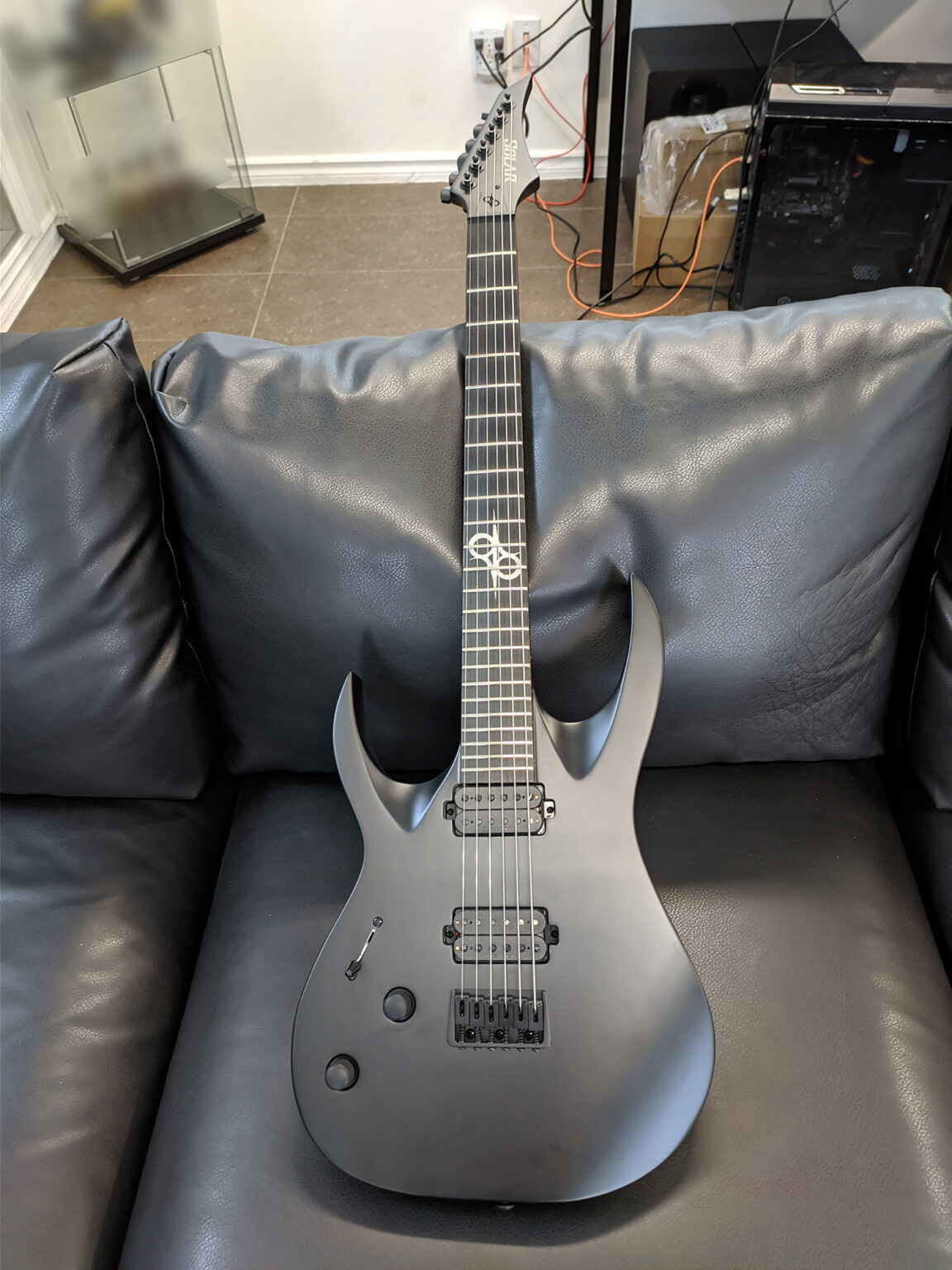 Solar Guitars Review – A review of Solar-Guitars